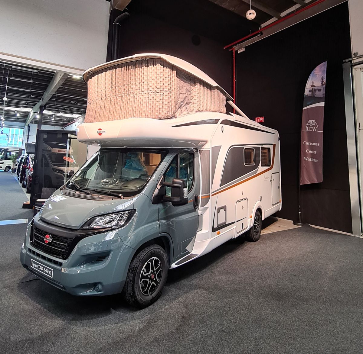 Motorhome Profilé Lyseo Gallery Harmony Line T 649 G - Hainaut ...